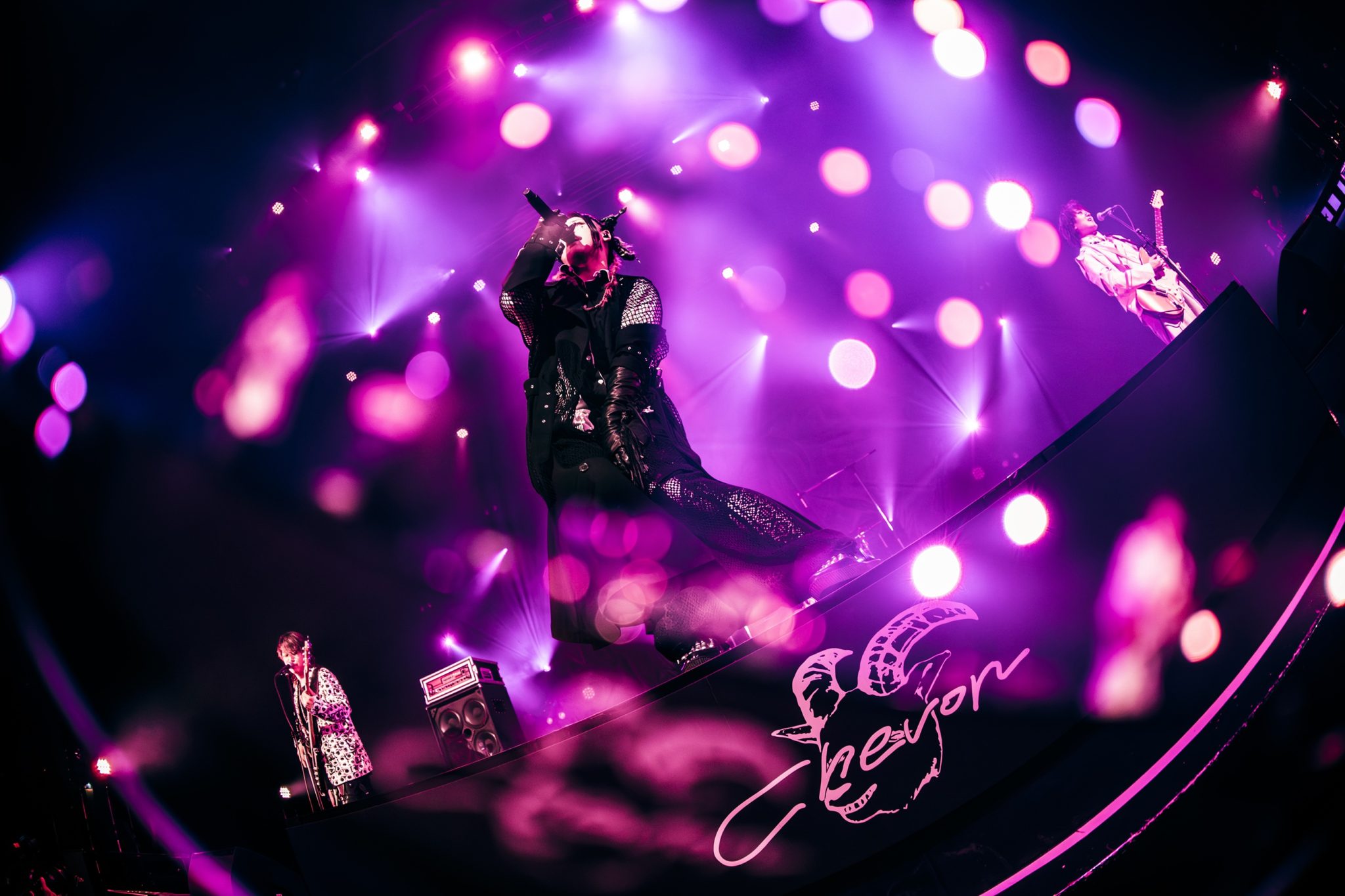 Chevon初のZeppツアー終了！ もっと広い世界へと向かっていくバンドの姿を確信させた夜 | 音楽と人.com